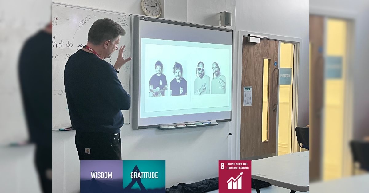 Photographer Tom Oldham visits Notre Dame | Notre Dame Catholic Sixth ...