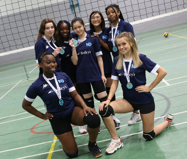 Volleyball Team Wins Silver in National Championships